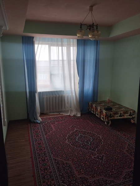 Продаю однокомнатную квартиру Алмазаском р Ташкента.р