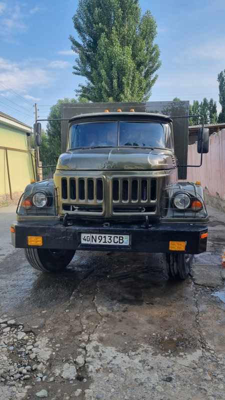 Zil 131 sotiladi