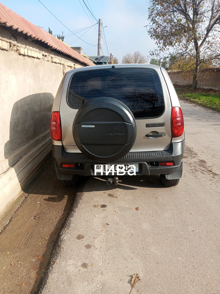 Продаётся шевролет нива