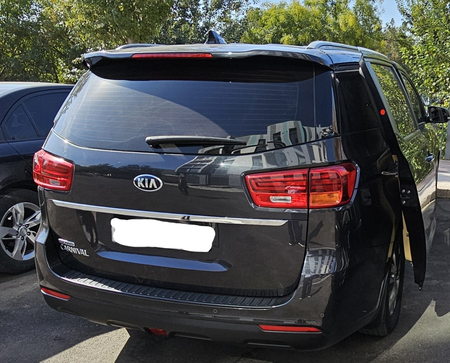 Kia karneval Grand 2019 yil 105000 km yurgan.