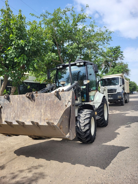 Hidromek pogruzchik