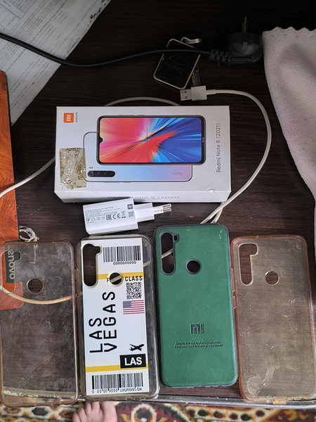 Продаю коробку документ от Redmi note 8 2021 год
