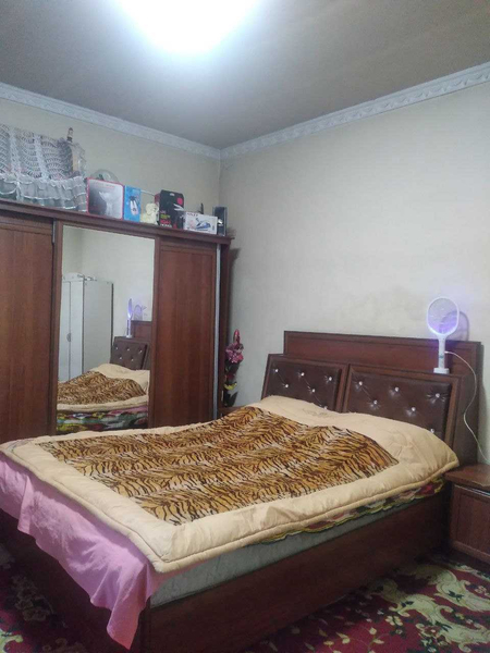 Uy sotiladi Yashnobod rayon olmos mahalla