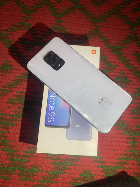 Redmi Not 9 S   6/64 ideal