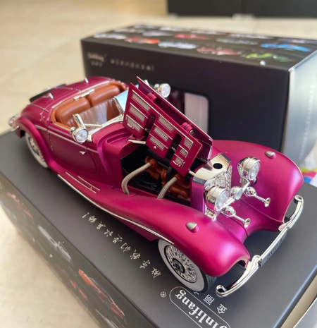 Коллекционная модель автомобиля Mercedes Benz 1:24 игрушечная модель