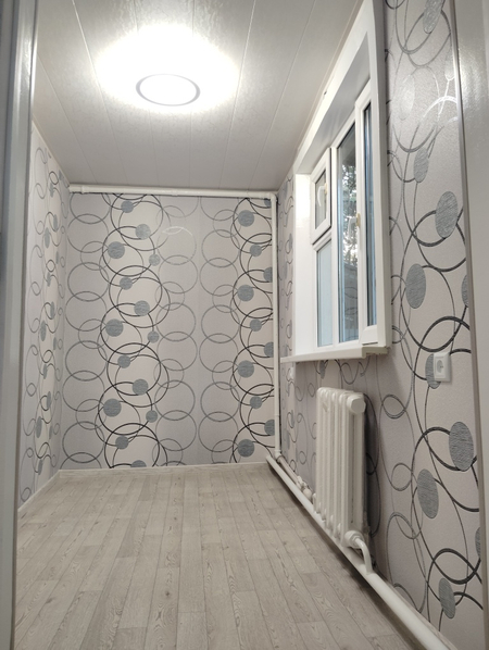 Продам 1х2ком 1этаж 2этажки с шикарным ремонтом возле 5 станции метро