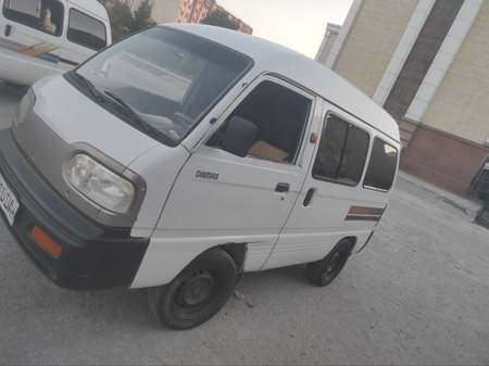 Chevrolet damas sotiladi