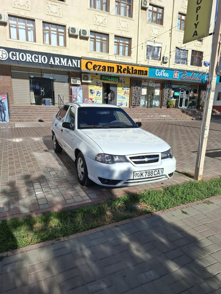 Nexia 2 srochna sotiladi