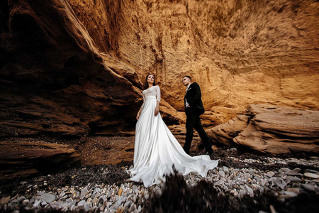 Объектив Canon EF 16-35mm 2.8L III USM