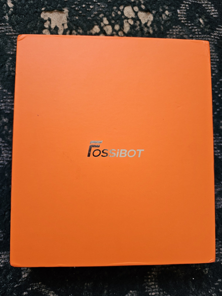 Продаю телефон Foosibot 102, в рабочем состоянии.