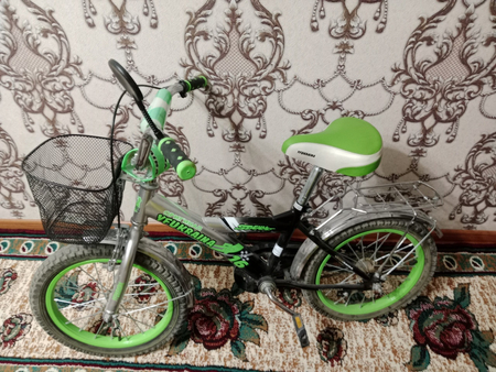 Velosiped srochna sotiladi