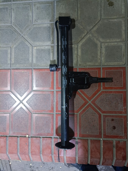 Домкрат от Mercedes 124