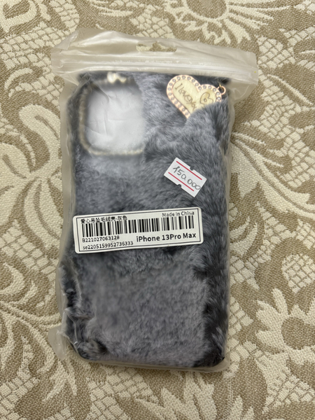 Чехолы на Iphone 13 pro max