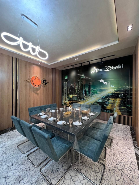 Dacha Abu Dabi premium gold