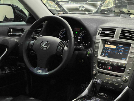 Продается Lexus IS 300
