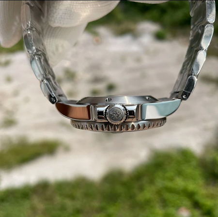 SteelDive automatic dover watch 300 metr. Steklo-saffer. Seiko NH-35A
