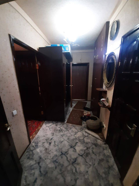 Срочно продаётся 2-ух комнатная квартира .