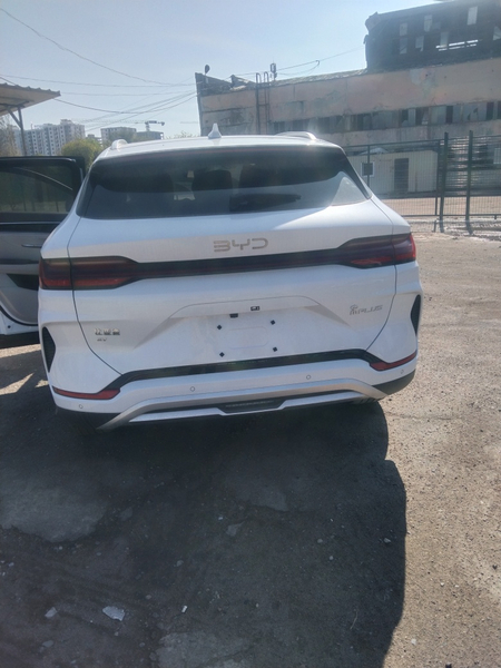 BYD  CHAMPION 2025 model 605 km