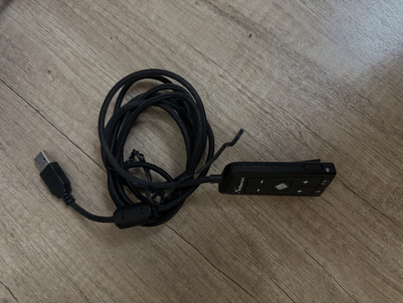 Продаю наушники Hyperx Cloud 7.1