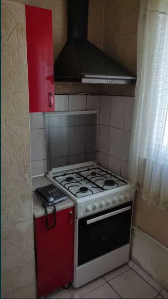 ШРуставели  1/3/5 Кирпич Балкон1*3м² Общ пл28м² +Мебель+Техника