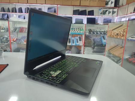 Asus tuf gaming core i7 GTX 1650 lik