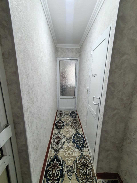 1х комнатная квартира на 1 этаже 35кв/м, в Самарканде