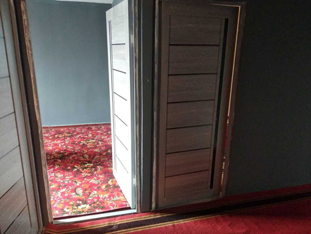 Kvartira bez remont srochni