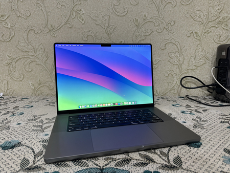 Ноутбук Apple Macbook Pro M1 Pro 16 inch + гарантия 2025 гача