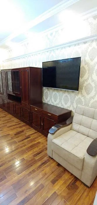Бадамзар 2-х комнатная, 2/4. Ор-р арка Минг Урик