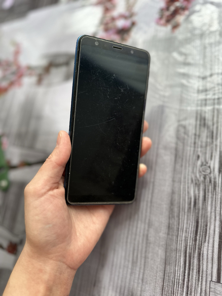 Смартфон Samsung Galaxy A7