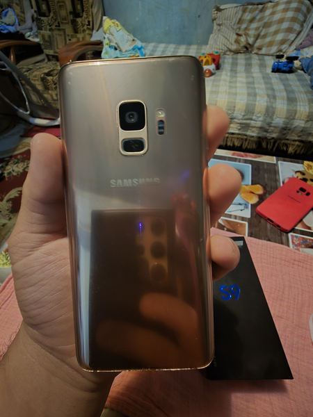 Samsung s9 4/64gb