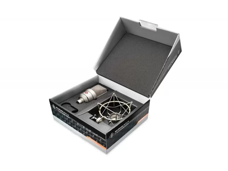 Neumann TLM 103 - это новый стандарт для записи музыкальной студии.