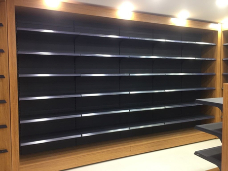 Торговые витрины для магазинов, бутиков, аптек…