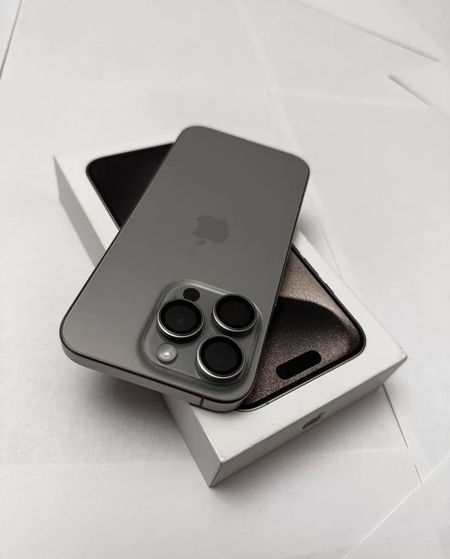 Iphone 15 pro 128 Gb Natural Titanium sotiladi !!!