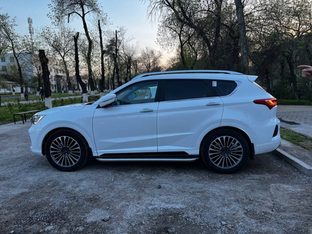 Jetour x70 restyling 2024 sotib olish yoki  ijaraga oling