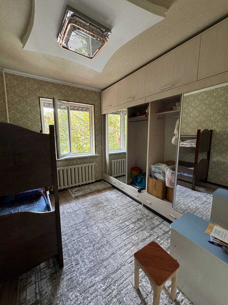 4в3 92м2 на Карасу 2 напротив Академии срочно свежий ремонт!`