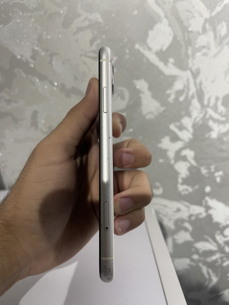 iPhone 11 xolati ortacha