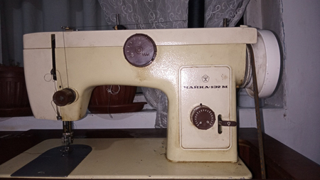 Тикув машинкаси чайка 132 срочно сотилади