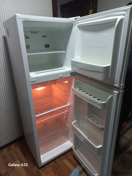 Продаётся холодильник
