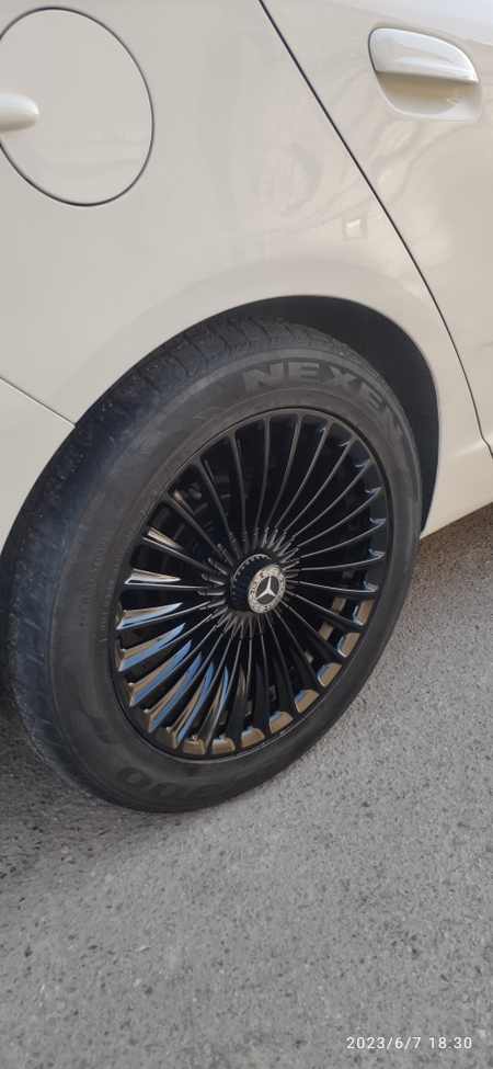 Saka diska sotiladi R17 j 7.5 8 tieshik universal