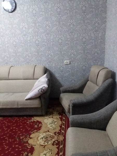Аренда квартиры Бекабад 2х комнатн с обстановкой