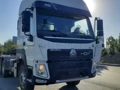 Тягач Howo V7X 6x4 CNG газовый на метане, рессора