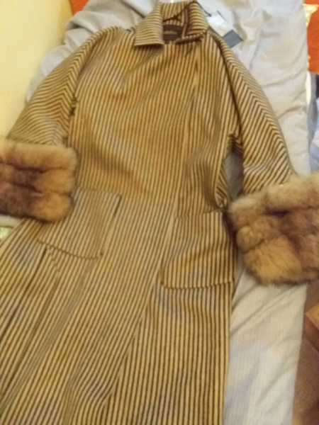 Пальто новое. Шерсть 100%. 52-54 р.р.