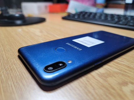 Samsung A10s sotiladi