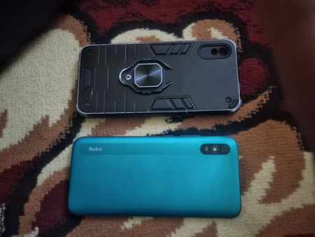 Redmi 9a 32 gb  operativ  xotira2 hech qayeri qirilmagan toza tutilgan