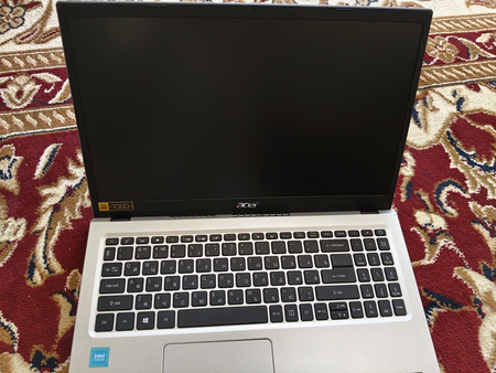 Acer noutbook sotiladi