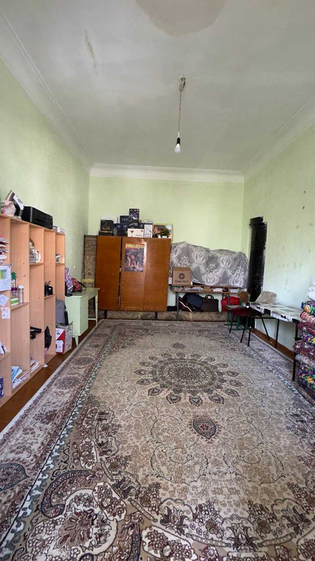 Srochniy Chirchiq shahar sentridan 2 xonali kvartira sotiladi!