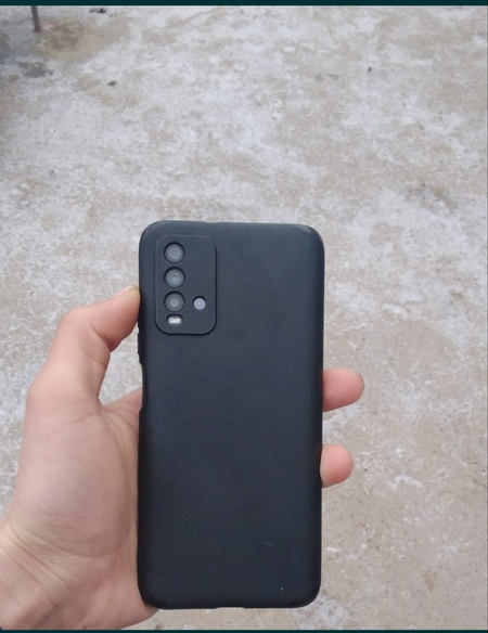 Redmi 9T 128 tali xamma joyi ishlidi akuratniy tutilgan