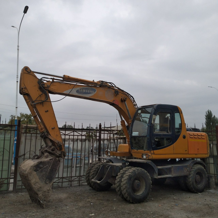 Эксковатор Samsung MX 135  EDY 0350