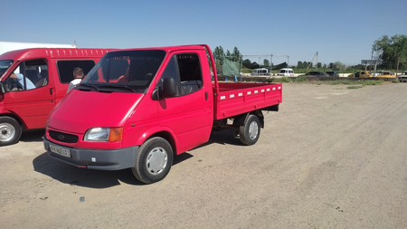 ford tranzit yuk mashinasi